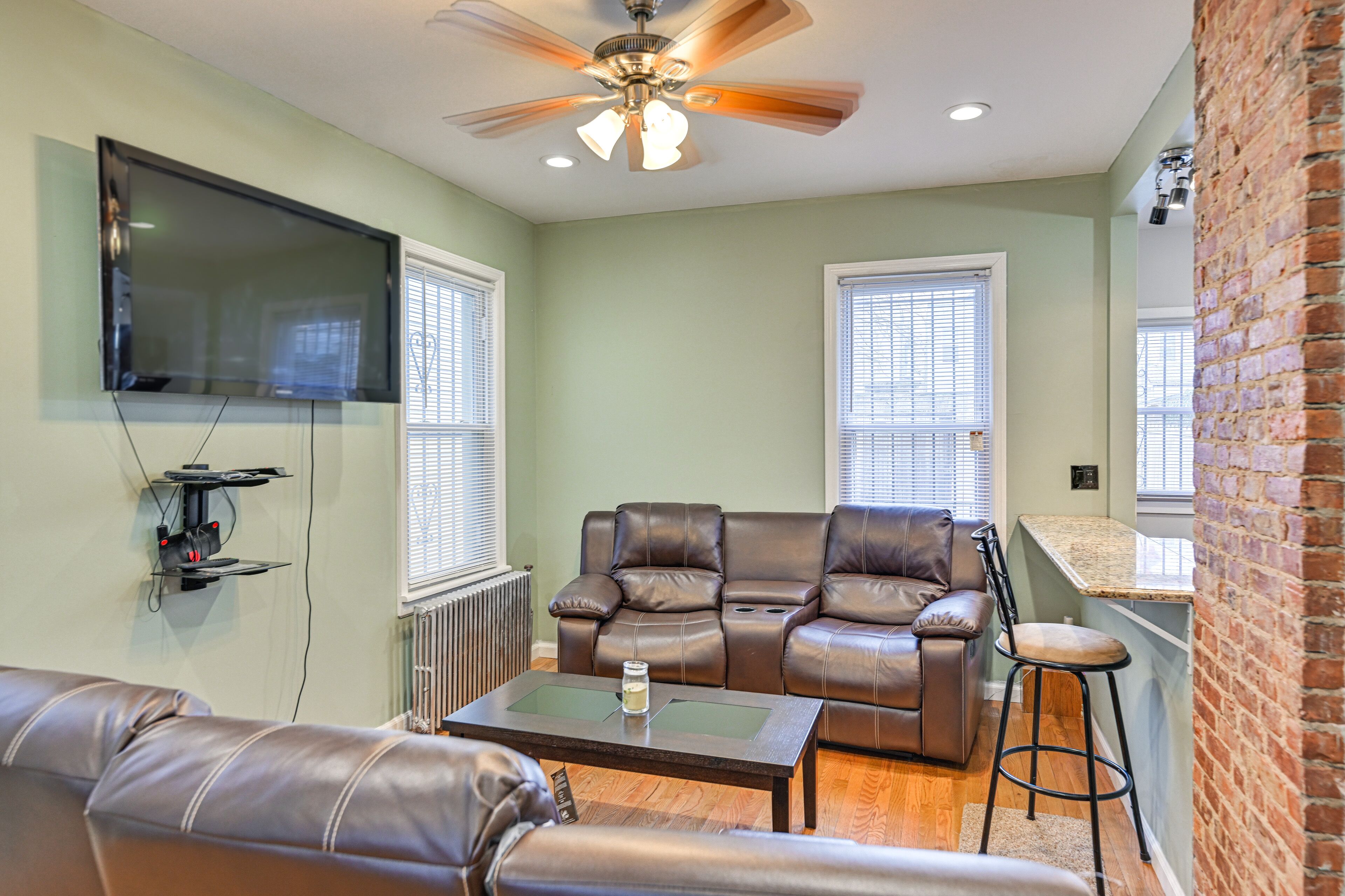 Jersey City Apartment W/ Game Room: 7 Mi To Nyc! - Brighton Beach, NY