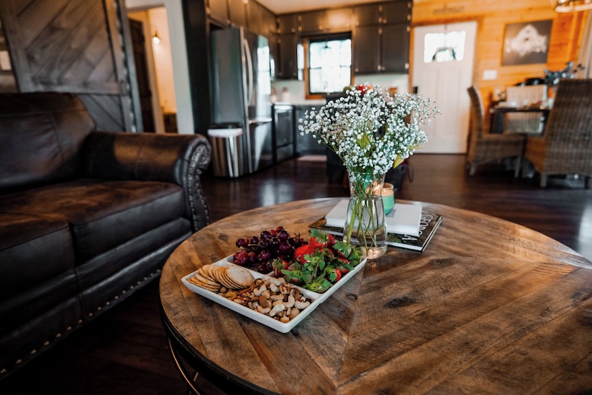 Ellijay-blue Ridge 4 Br Cozy Creek Cabin, Kids Playground & A Relaxing Hot Tub - Ellijay, GA