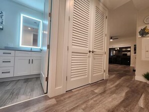 Lux place green Cozy 3 Beds 2rooms - Latest Reviews, Deals & Photos ...