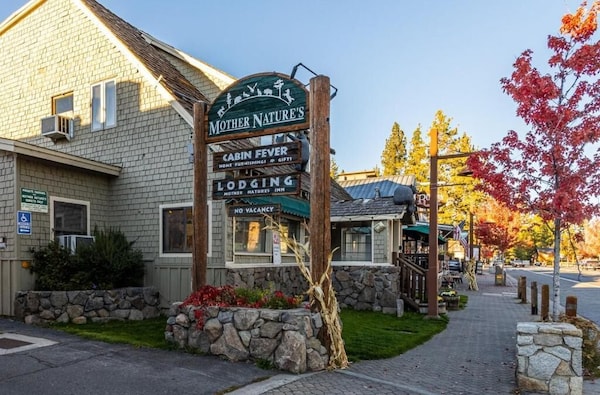 Mother Nature's Inn - Tahoe City, CA