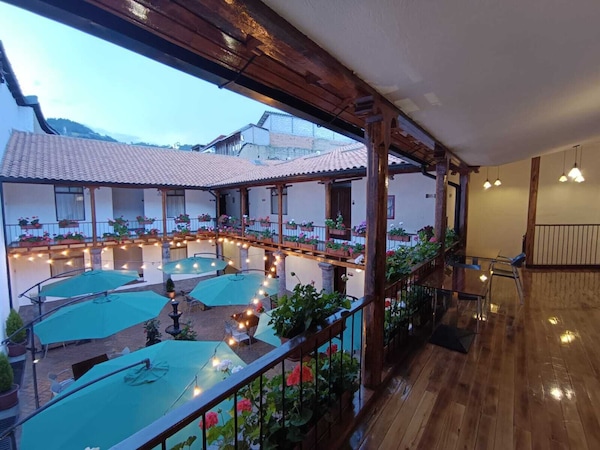 Casona Tobar Hotel - Hotel Escuela - Quito