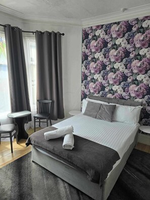 Quarto casal clássico | Wi-Fi de cortesia