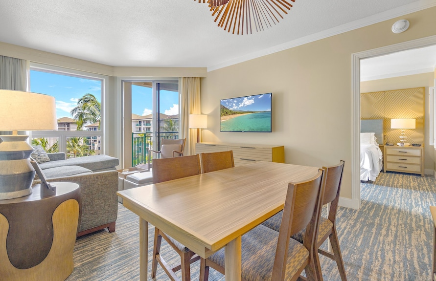 The Beachfront Westin Kāanapali Resort + Amenities Included - Lahaina, HI