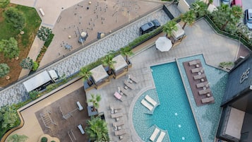 Apartamento Familiar, 1 cama queen-size, varanda, vista para o canal | Vista da varanda