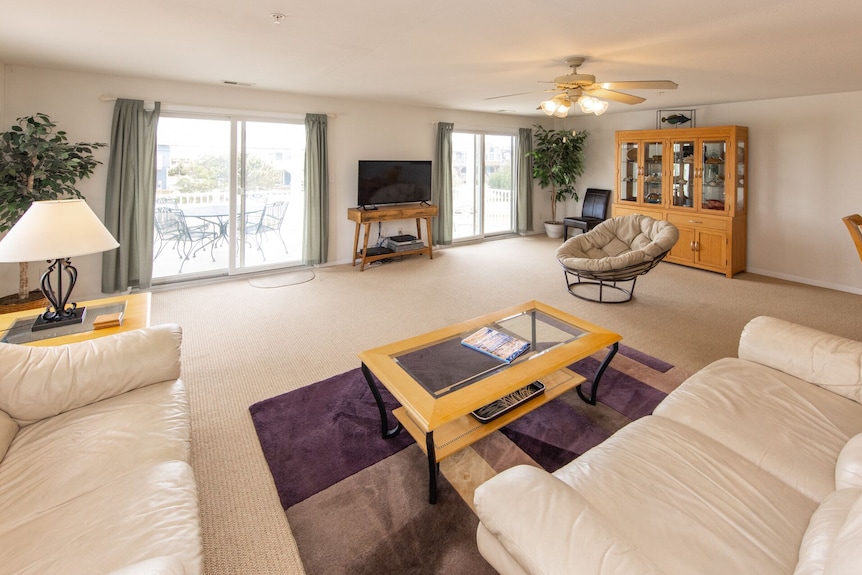 Seaside Condo In Sandbridge 2 Bd/1.5 Bath - Virginia Beach, VA