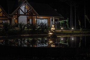 Cabana de Madeira Exclusiva | Terraço/pátio interior