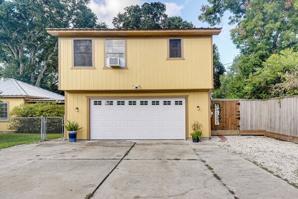 3 Mi To Boardwalk: Bacliff Apartment W/ Hot Tub - Kemah, TX