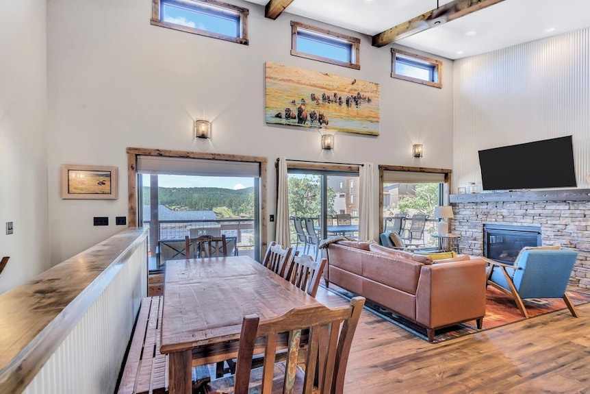 Hillside Lodge Of The Black Hills - Sturgis, SD