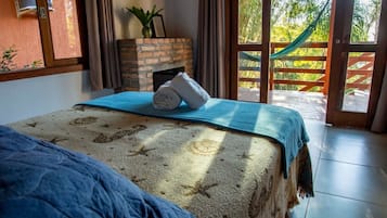 Bangalô superluxo, vista para o mar | 1 quarto, frigobar, Wi-Fi de cortesia