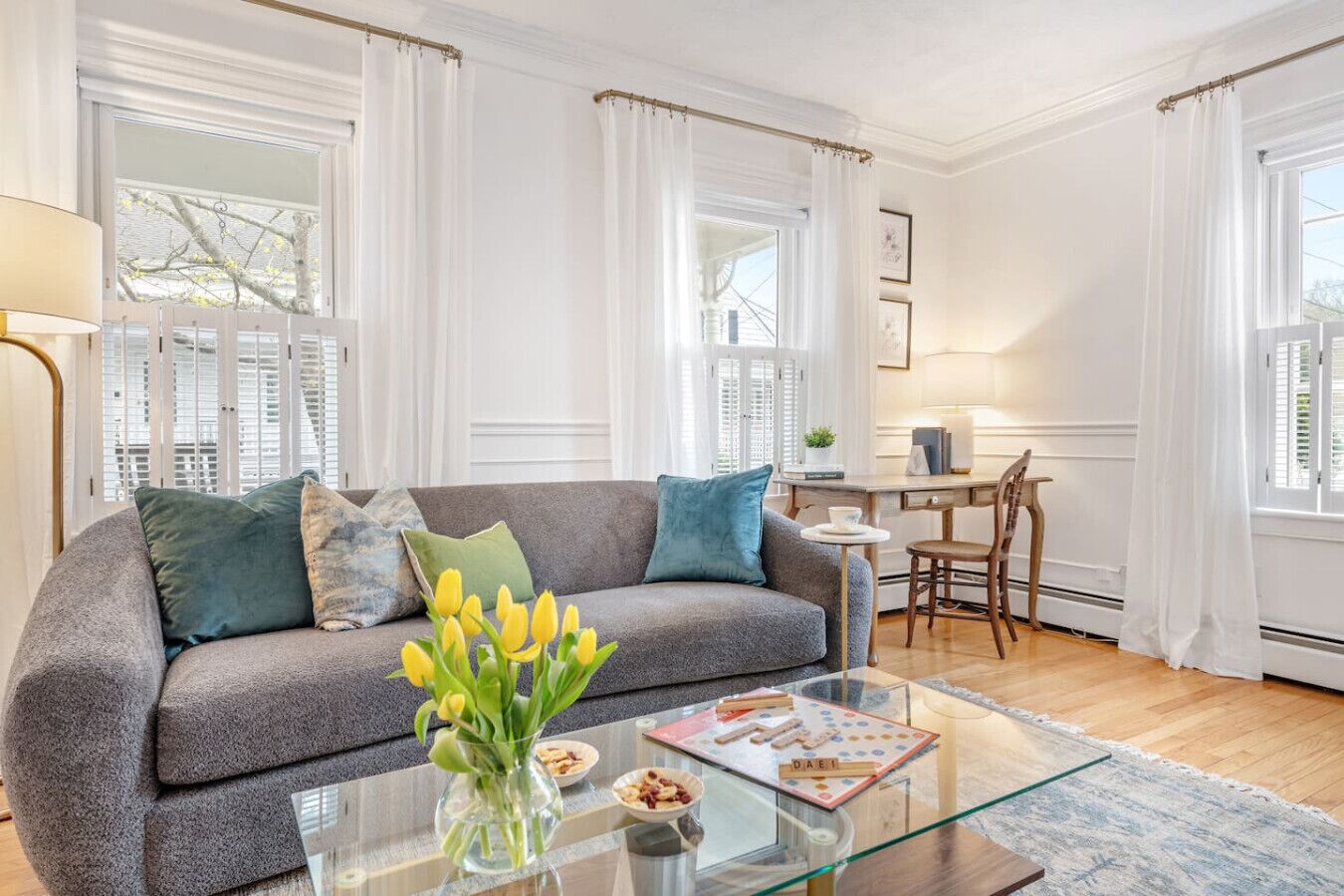 Historic 1878 Coastal Home  Family Friendly - Warwick