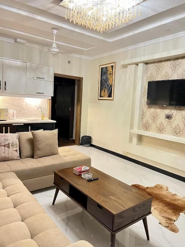 Serenity Corner Hotel Apartments - Islamabad