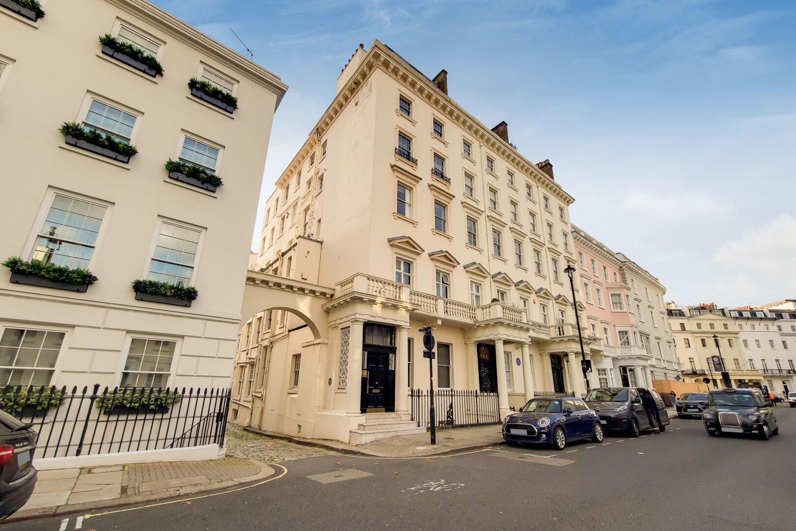 Fachada da propriedade