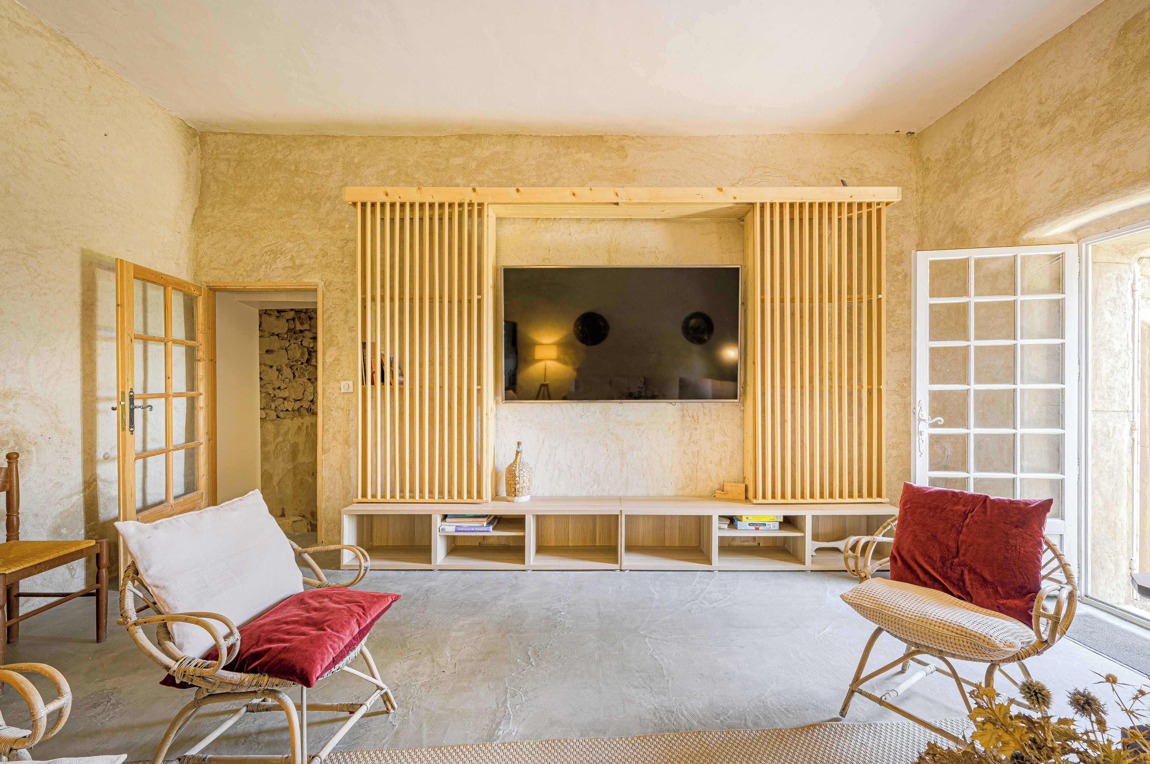 Domaine Clément Sainte Victoire, 7ha De Quiétude à 17 Km D'aix - Trets