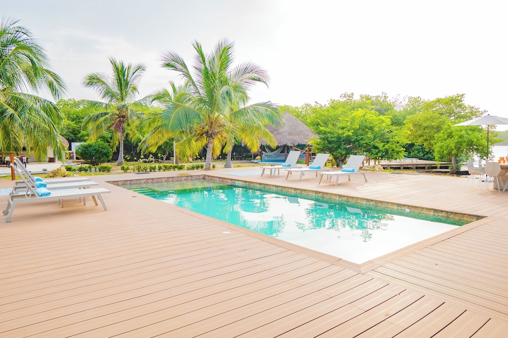 U-go Magnífica Casa Con Piscina Junto Al Mar - Islas del Rosario