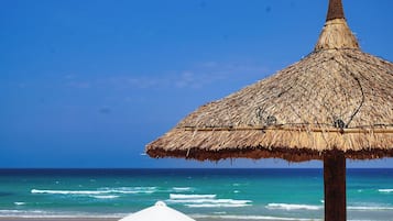 Praia particular, areia branca