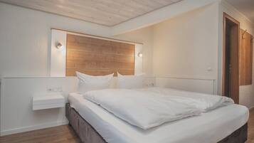 Quarto Duplo | Quartos insonorizados, Wi-fi grátis, roupa de cama fornecida