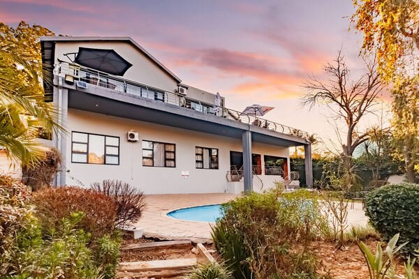 Braham Lodge - The Octave - Sandton