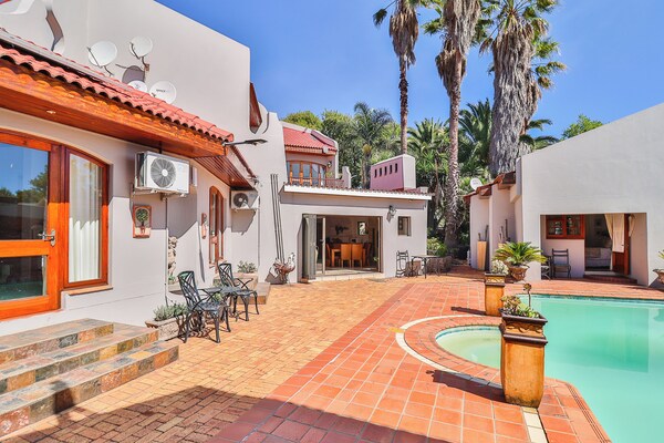 Cascade Villa Guesthouse - Secunda