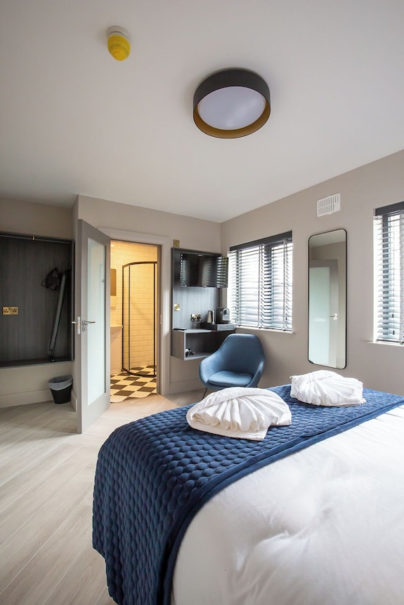 Modern \Ncozy Room In The Heart Of Galway - Galway