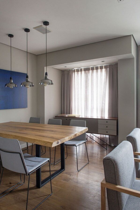 Apartamento | Restaurantes