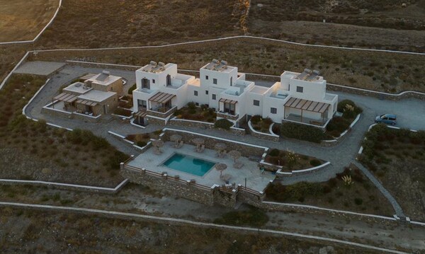 クロトリ ビュー パロス - パロス島