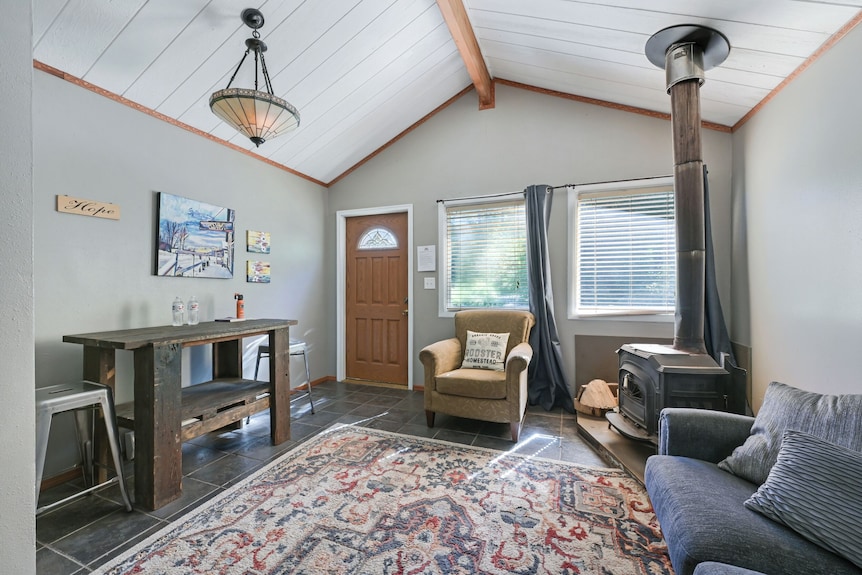 Bowman's Cabin - A Private Cabin In Hope, Alaska Right On Bear Creek - Alaska