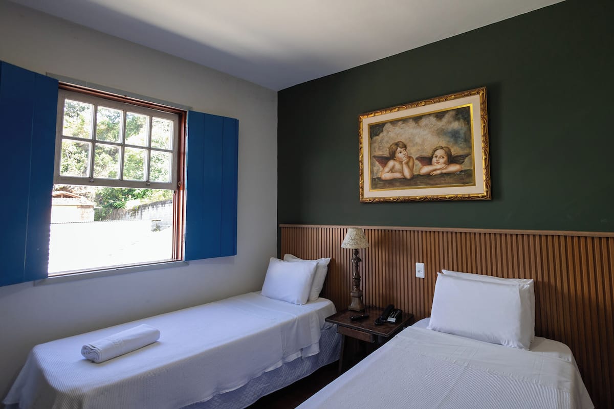 Quarto duplo superior | Individualmente decorados, individualmente mobiliados, Wi-Fi de cortesia