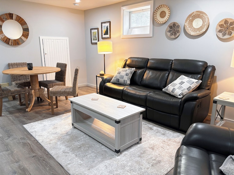 Lower Level Apartment, Firepit, Close To Acadia, Lighthouse, Swhbr Hikes. - Acadia National Park