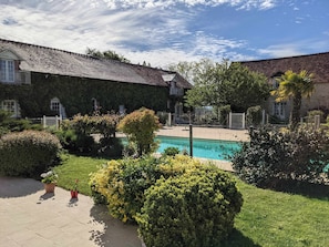 Villa | Vista para o pátio
