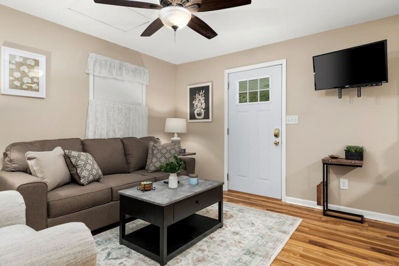 Bumble Bee Cottage - Quiet Comfort For 2 - Peoria, IL