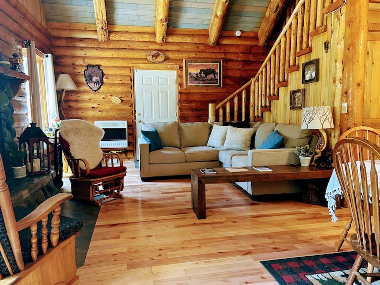 Peaceful Log Cabin - Just 45 Minutes From Beautiful Crater Lake! - Oregon