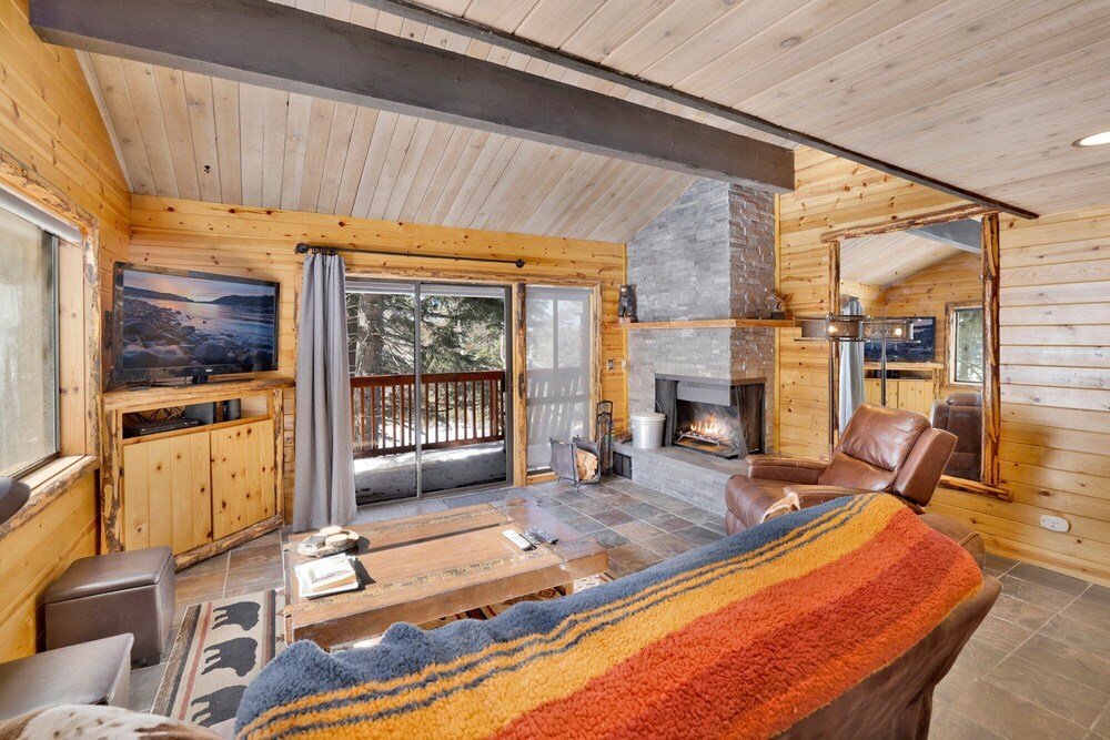 Smith Chalet At Snow Summit #2278 - Forest Falls, CA