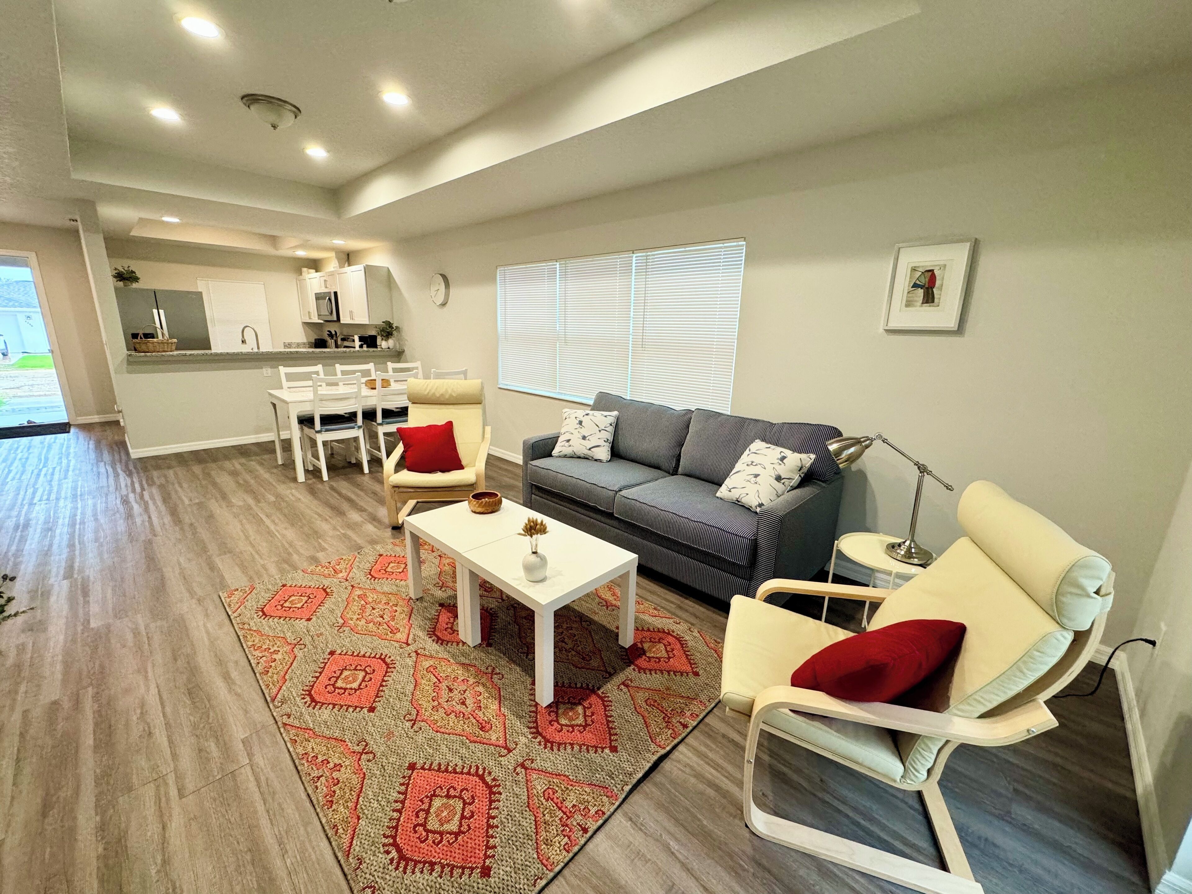 Van Gog House 2bed 2bath Centrally Located - Inverness, FL