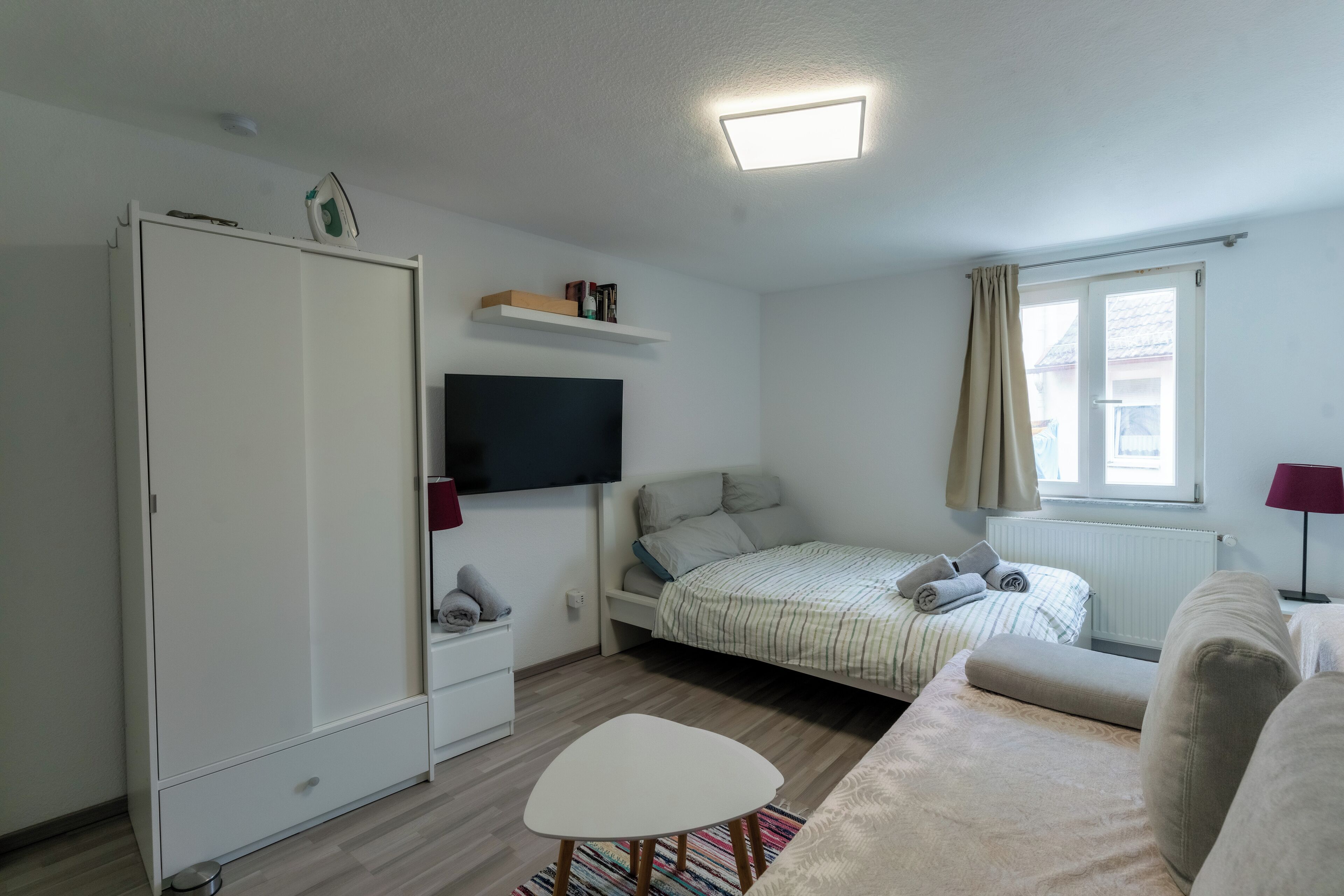 Cozy Flat At Schlosspark - Taunusstein