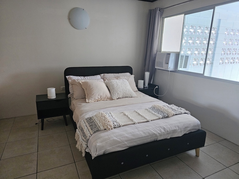 Heart Of Townsville Serenity - Vincent