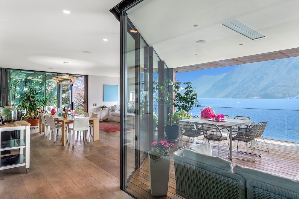 Maison Sur L'eau - Lugano