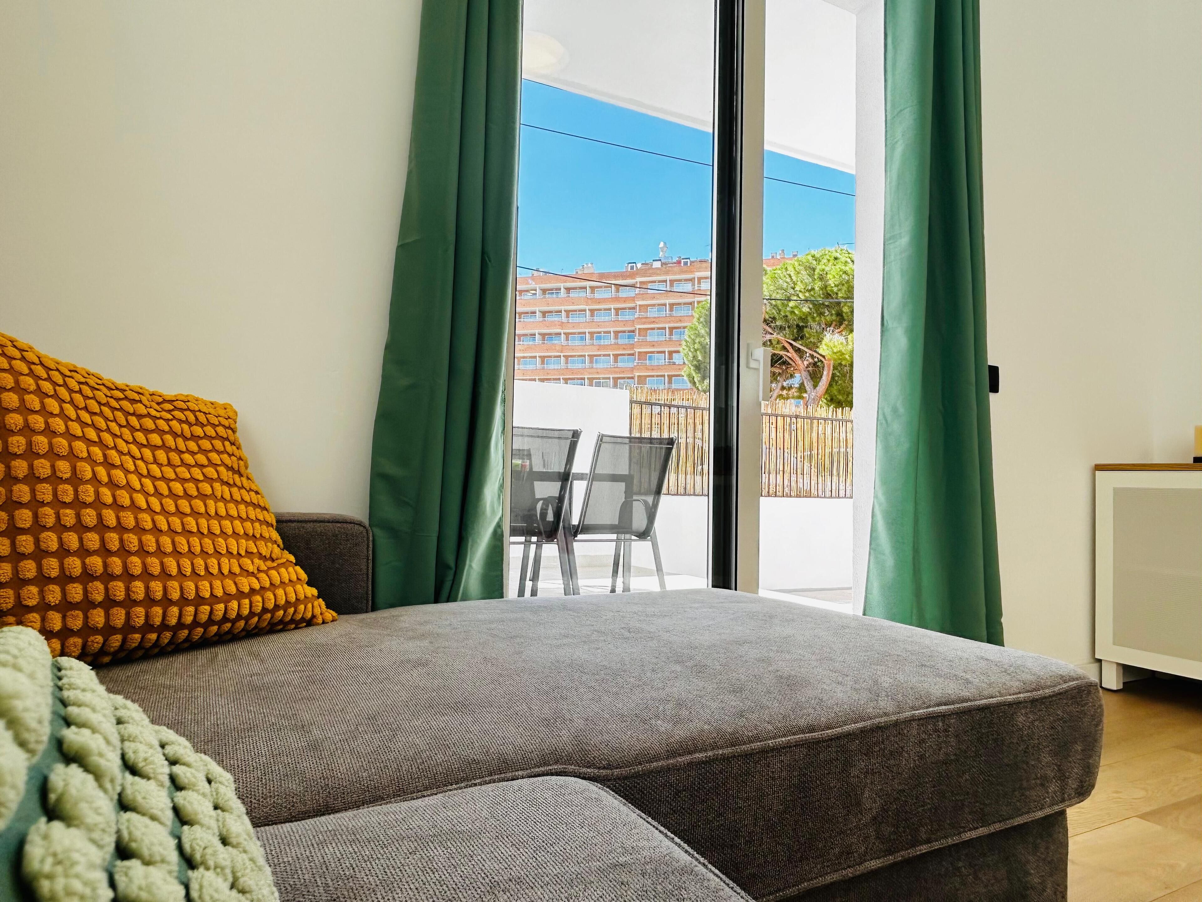 Apartamentos Aquarium. - Roses