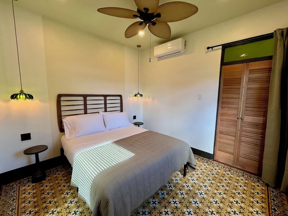 The Bungalows By Hous Offer A Lush Tropical Paradise Perfect For A Relaxing Getaway. - San Juan
