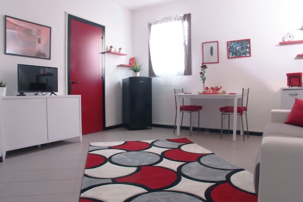 Studio-sleeps 2-aircon-town Centre-free Parking - Montagnana