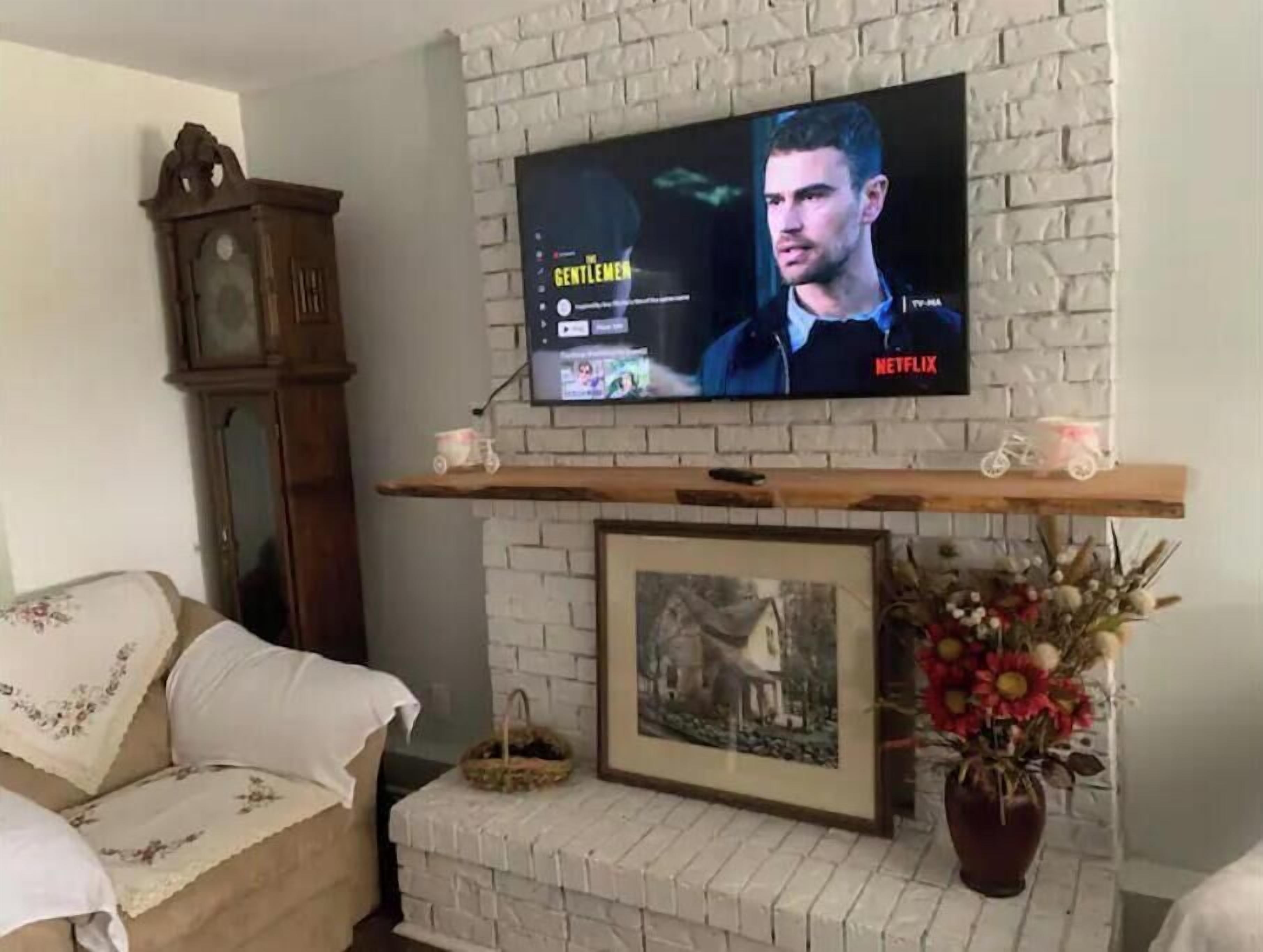 2br Suite · Free Parking · 38 Mins To Bc Place - Delta