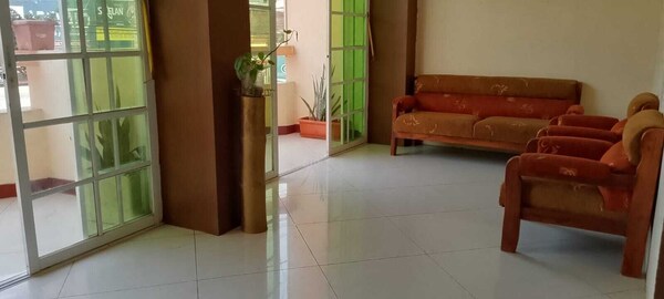 Hostal La Gran Familia - Manta