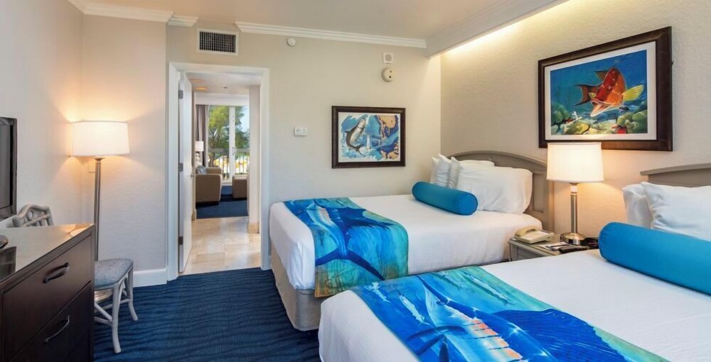 Gulf Front View Villa With Balcony 2 Double Beds at RumFish Beach ...