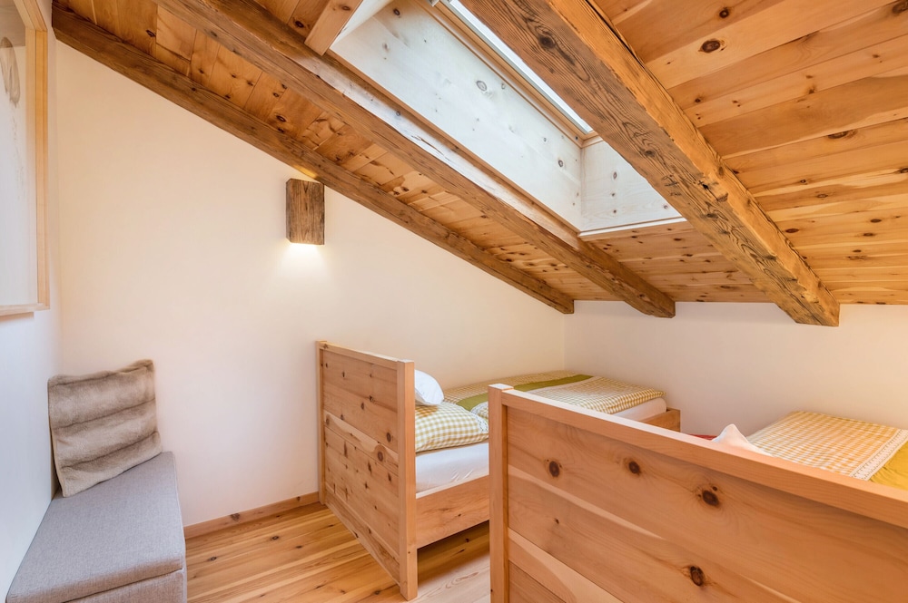 Chalet 'Himmel' Mit Bergblick, Privatem Garten Und Wlan - Seiser Alm