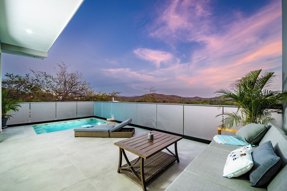 Ocean Villas - Luxury Ocean View Villas - Tamarindo