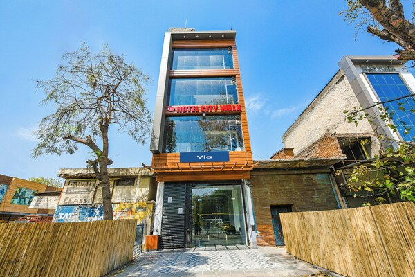 Fabexpress City Walk - Faridabad