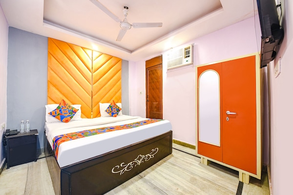Fabhotel Pp Residency Tilak Nagar - Mayapur