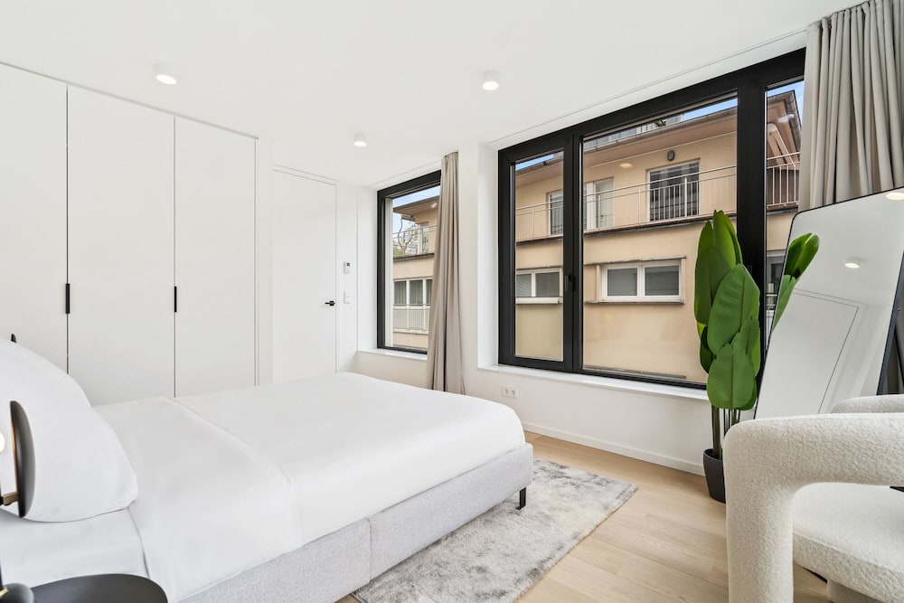 Luxury Downtown Apartment With Modern Amenities - Luxemburg (Stadt)