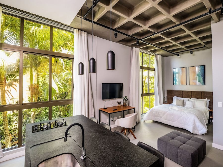 Estúdio Básico | Ferro/tábua de engomar, Wi-fi grátis