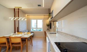Apartamento básico | Cozinha privada | Frigobar, micro-ondas, cafeteira/chaleira