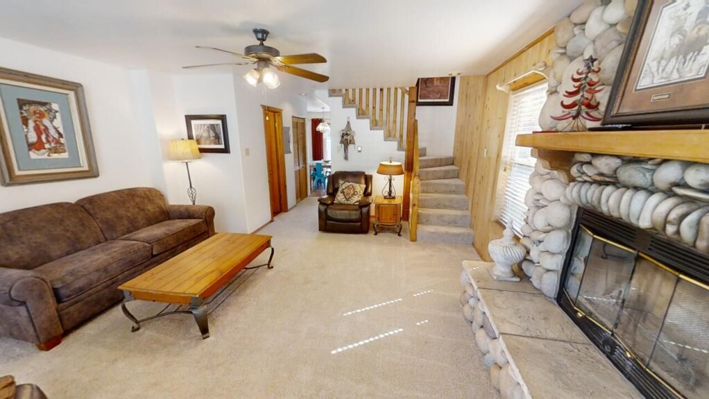 River John - In Town - On The River - Fireplace - Near The Ski Area - Washer Dry - Taos Ski Valley, NM